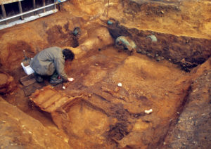 New secrets from Prittlewell: reconstructing a burial chamber fit for a ...